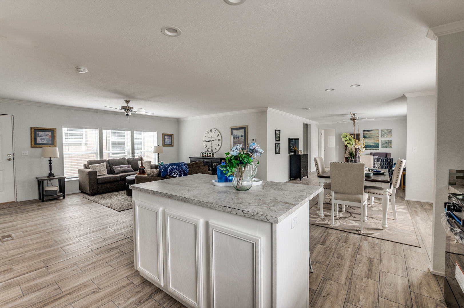 Manufactured Home Builder in the Southwest - Cavco - Deming/Duncan