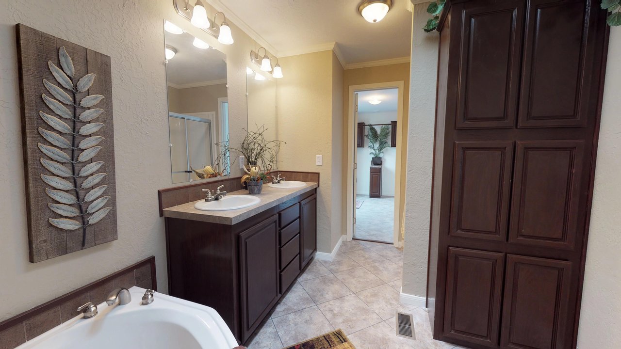 Solitaire Homes: Manufactured Homes in the Southwest